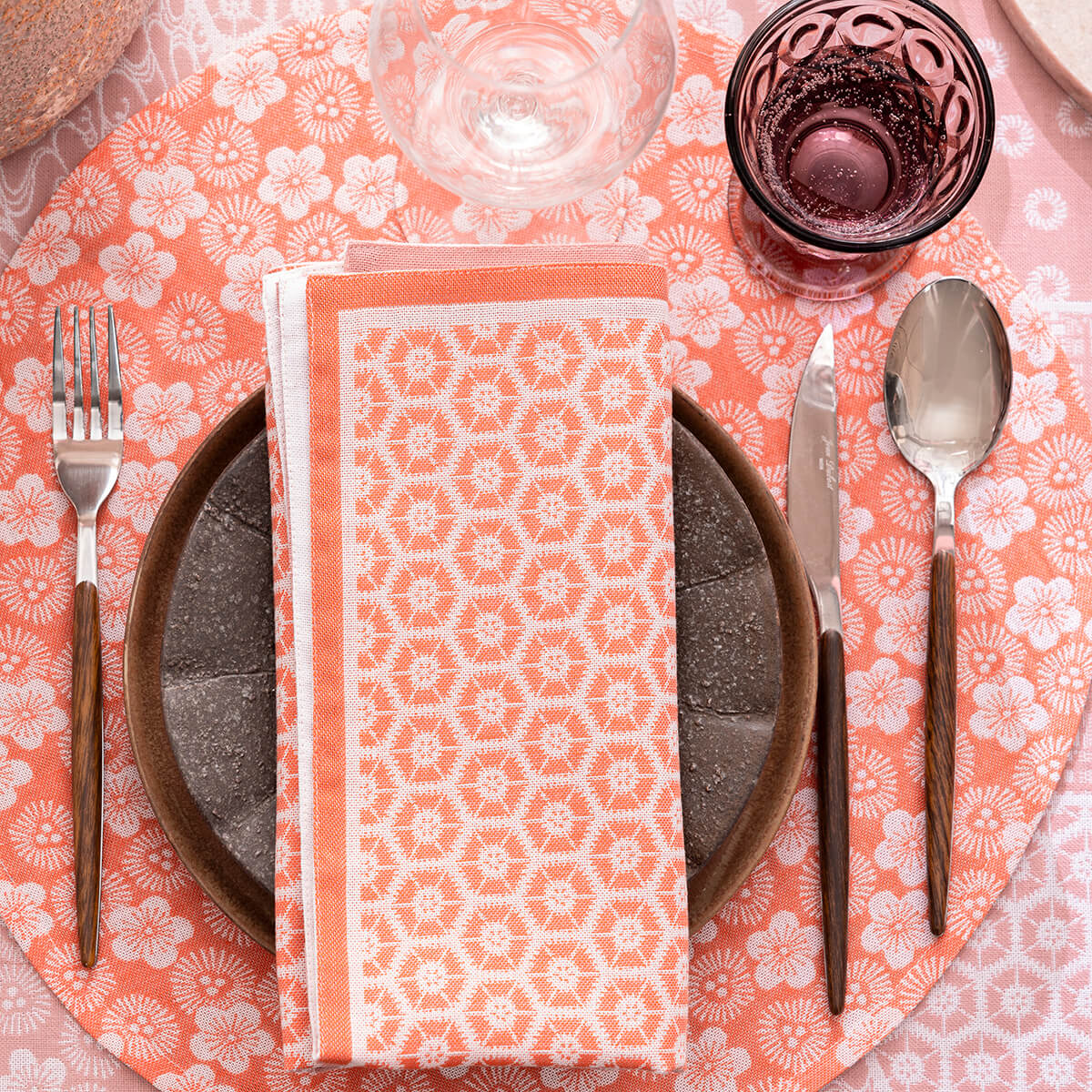New Household linen, High end table linen | Le Jacquard Français