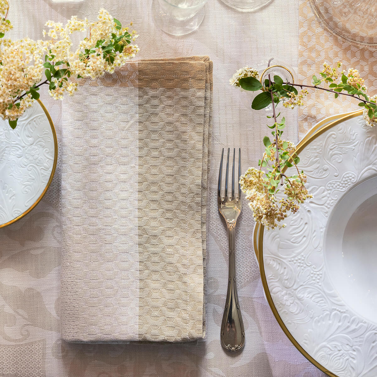 New Household linen, High end table linen | Le Jacquard Français