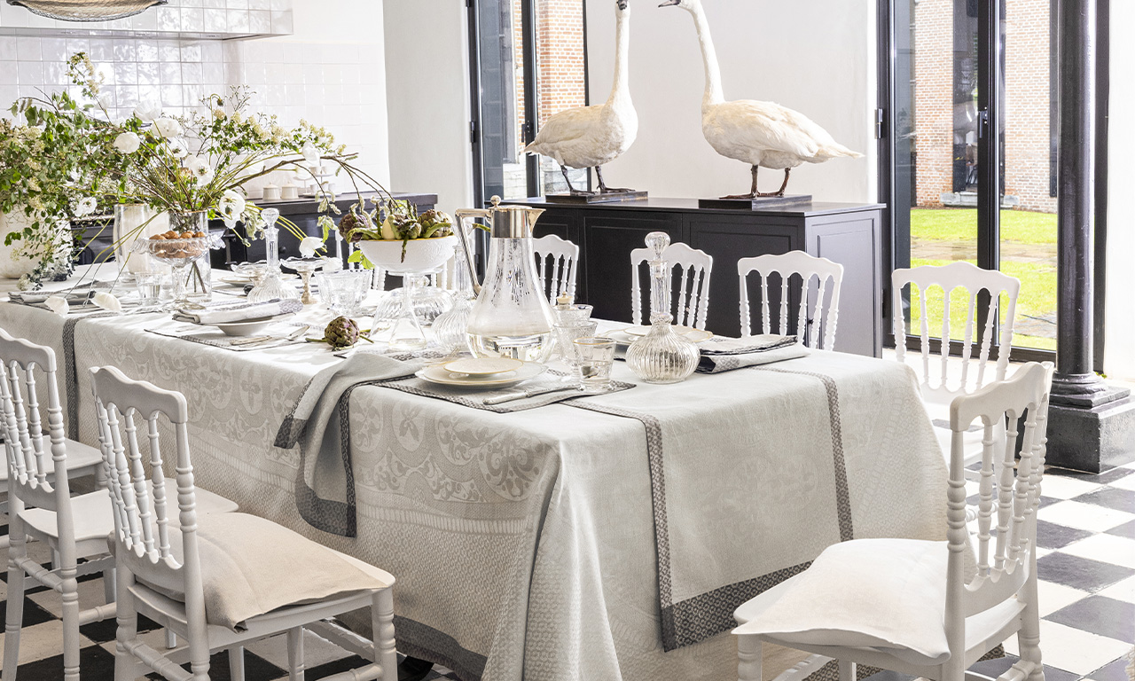 New Household linen, High end table linen | Le Jacquard Français